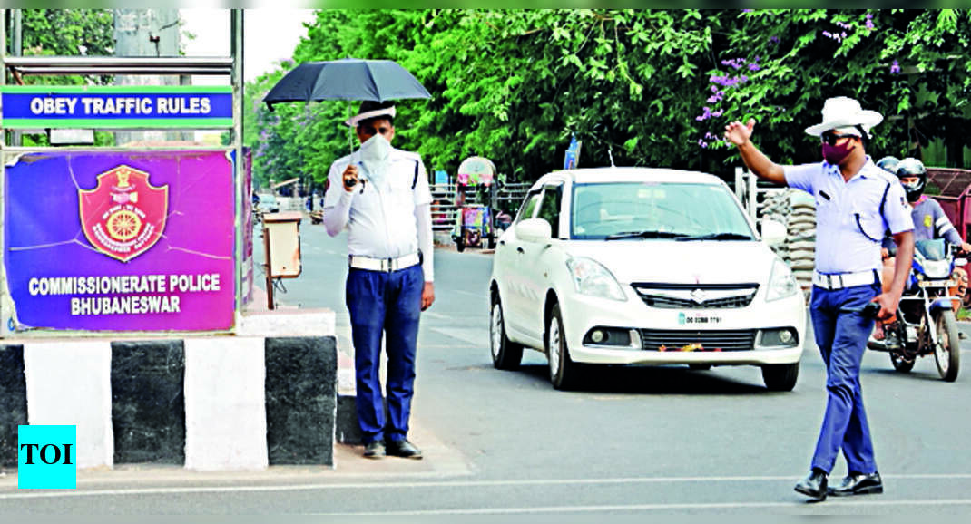 Traffic Guards Given Special Kits For Protection From Heat ...