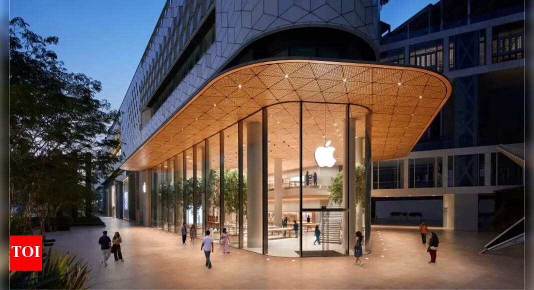 Apple Store in Mumbai: India’s first Apple Store has officially opened ...
