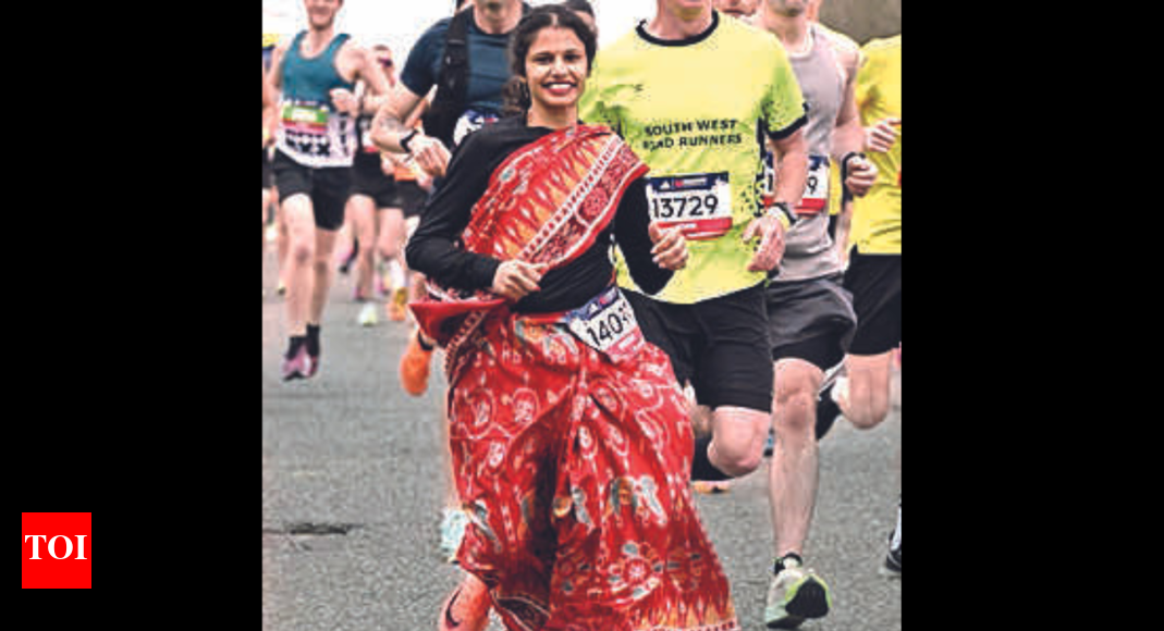 Wearing sari, Odia woman runs 42-km Manchester marathon | Bhubaneswar ...