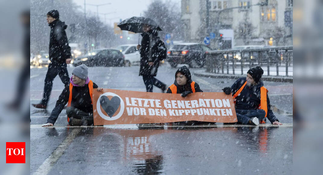 German climate activists pledge new wave of blockades - Times of India
