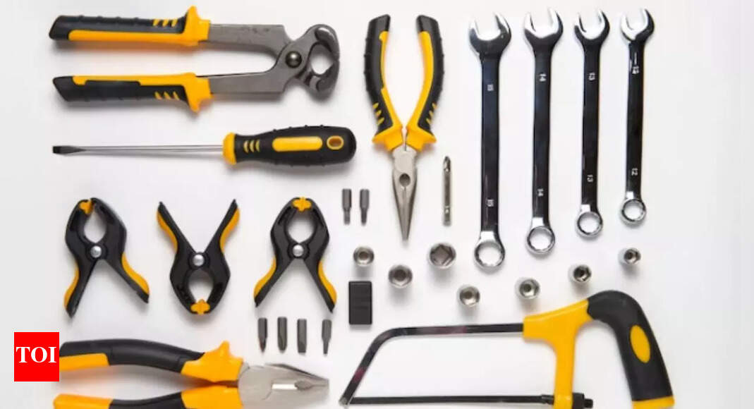 Sturdy Screwdriver Sets To Easily Tighten And Fix Screws - The Times ...