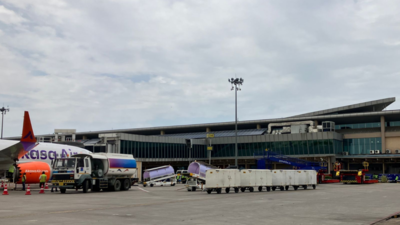 Lucknow airport records 64% passenger growth in 2022-23 | Lucknow News ...