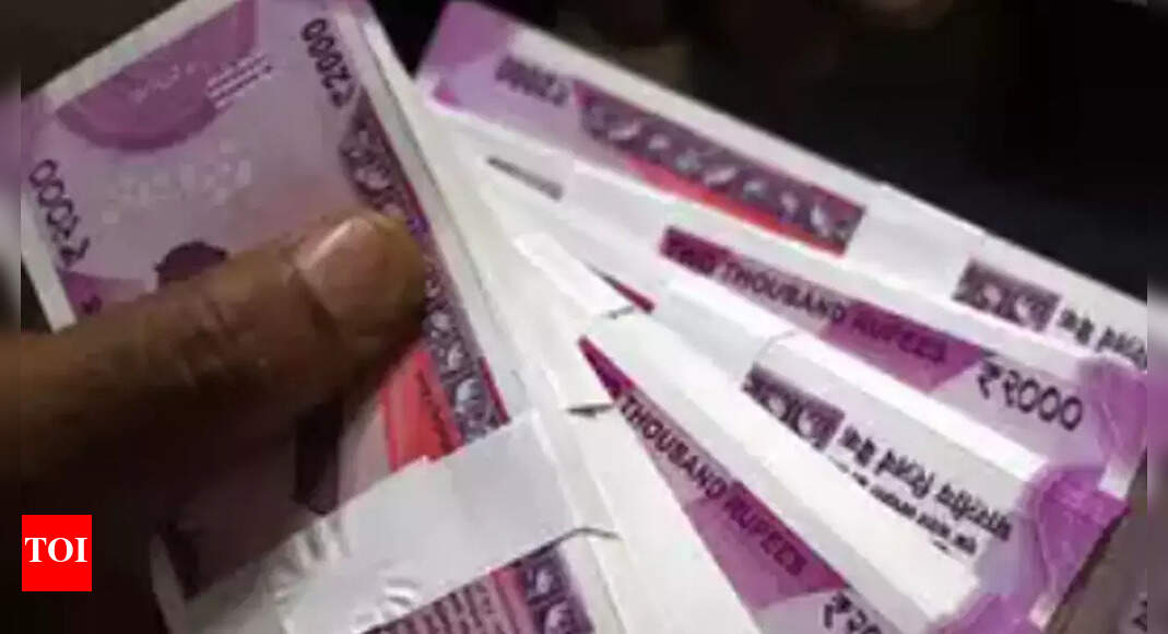 Ramanagara: Rs 2 crore cash seized from vehicle ahead of Karnataka ...