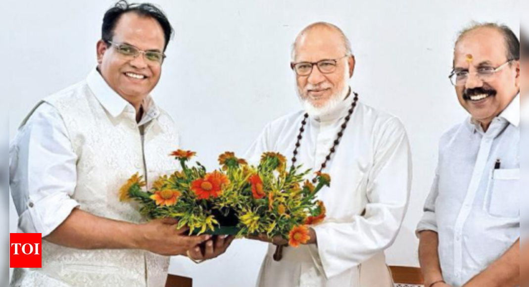 Barla meets Cardinal George Alencherry in Kochi | Kochi News - Times of ...