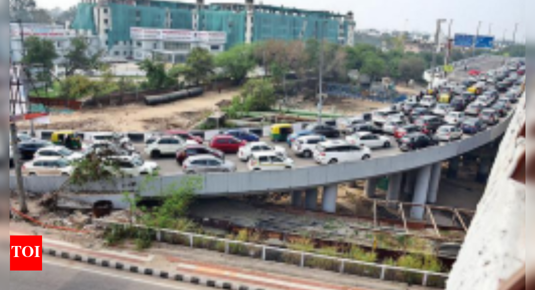 Delhi: PWD to install height barriers at entry points of Barapullah ...