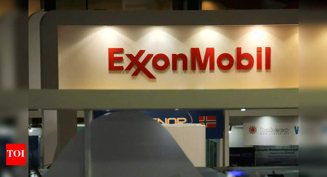 Chevron: Chevron, Exxon pursue cleaner gasoline as alternative to EVs ...