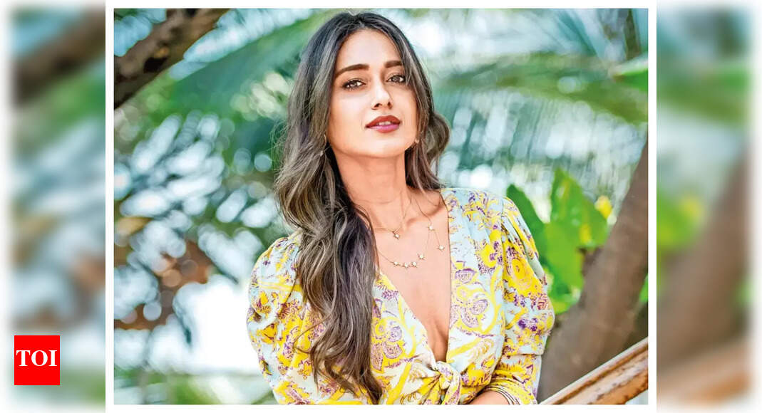 When Ileana Dcruz Slammed A Troll For Asking Her When She Lost Her Virginity Hindi Movie News
