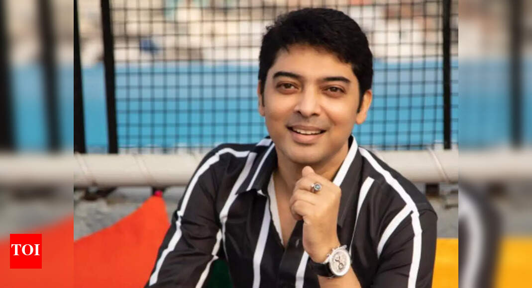 Bhaswar Chatterjee makes his Hindi OTT debut - The Times of India