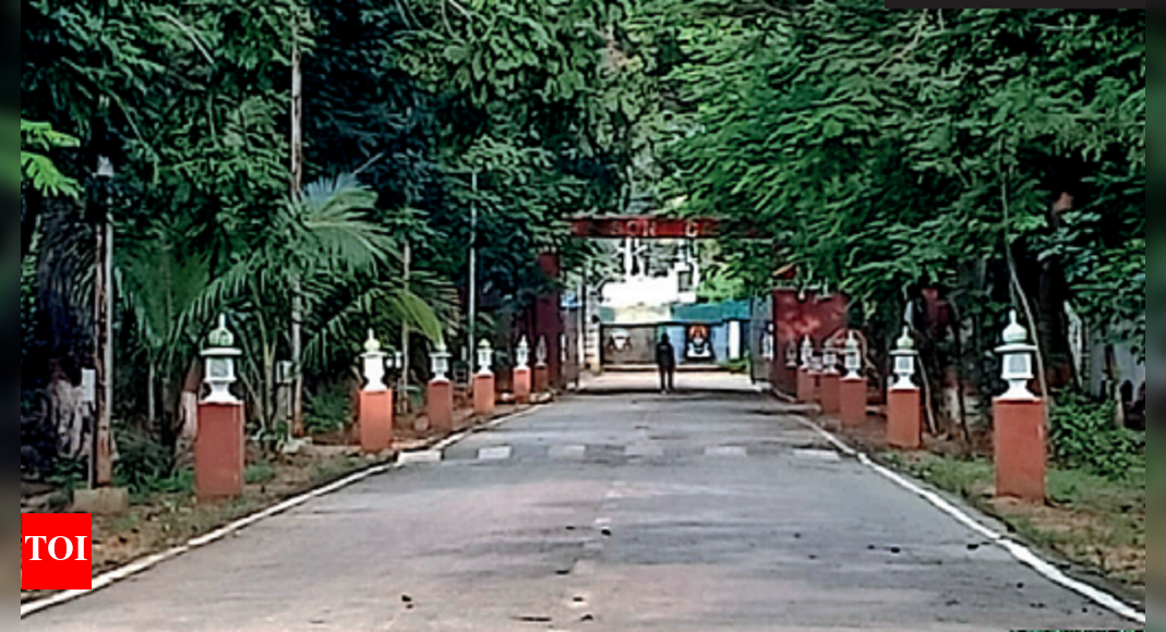 Secunderabad Cantonment: Military barriers delay Secunderabad ...