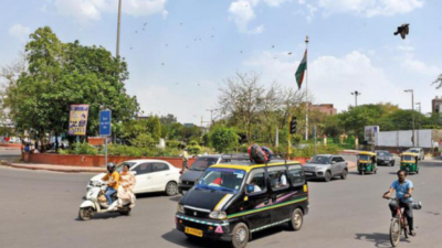PWD plans study to declog crucial central Delhi roundabout | Delhi News ...