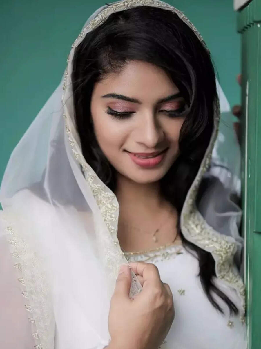 Gorgeous clicks of Reneesha Rahiman | Times of India