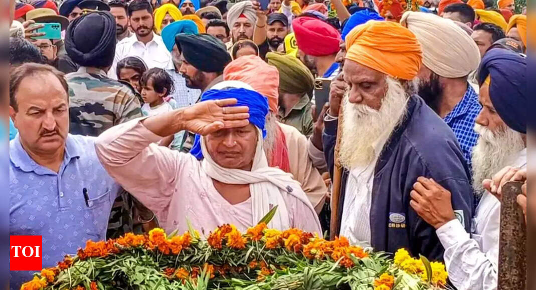 Amar Rahe: ‘Shaheed jawan amar rahe’: Punjab, Odisha villages bid adieu ...