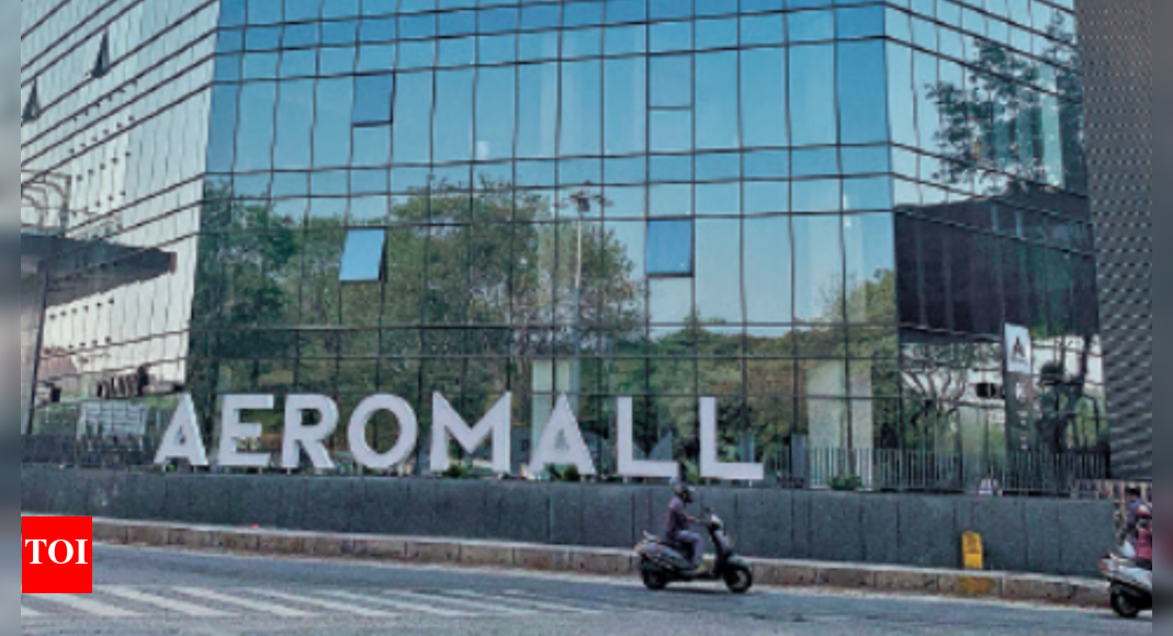 Pune: Rethink on long walk for cab from airport's new terminal | Pune ...