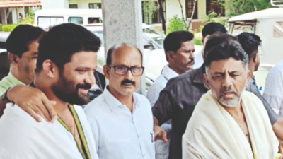 Shivakumar: Many Bjp Leaders In Queue To Join Cong: Dk Shivakumar | Mangaluru News - Times of India