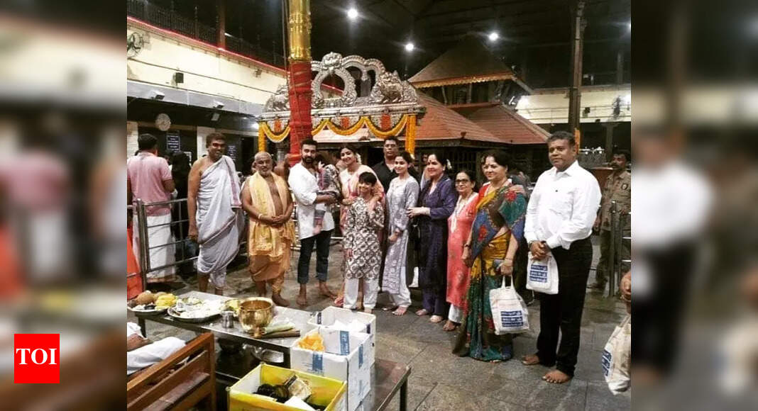 Shilpa Shetty and Raj Kundra pay their respects at Kateel Durga ...