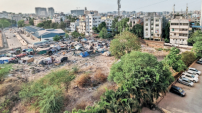 How did an illegal slum come up on prime PMRDA land? | Pune News ...