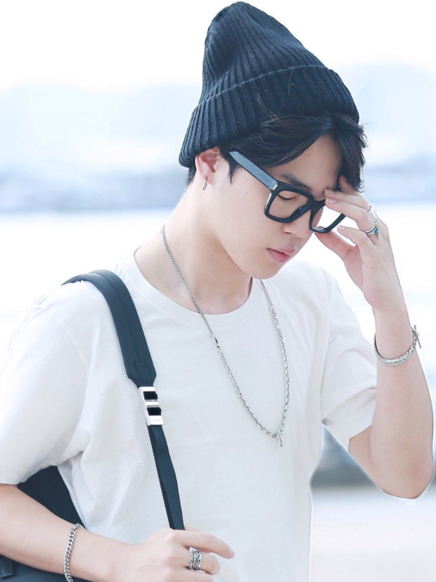 BTS’ Jimin-Approved Summer Fits For Casual Outings | Zoom TV