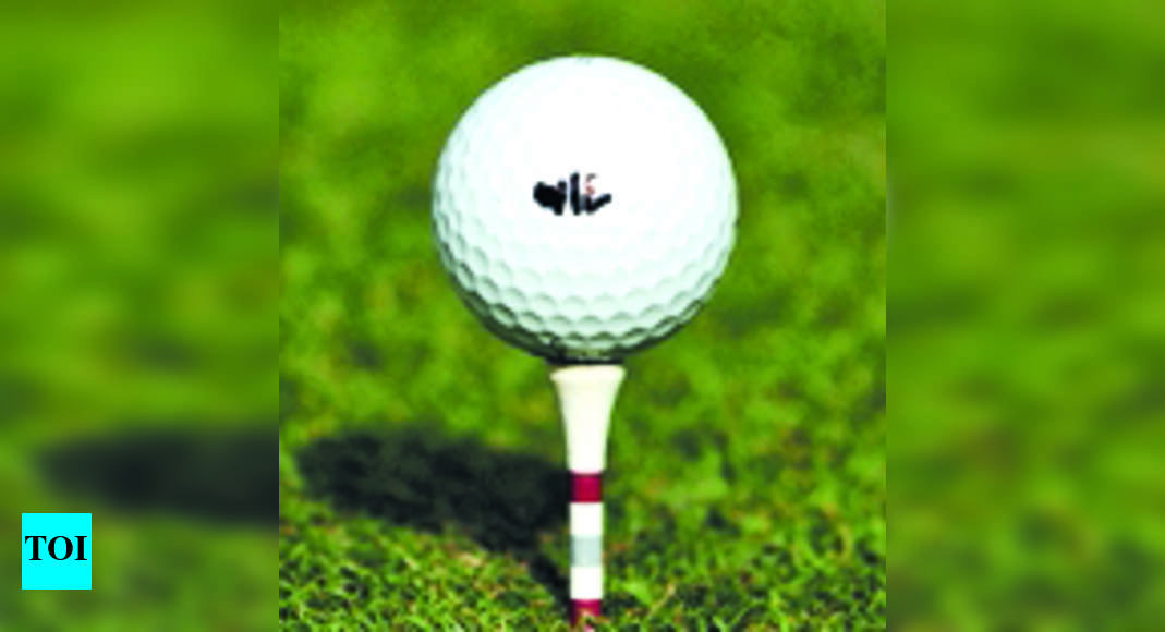 Bangalore Golf Club: Golf Ball Shatters Windshield Of Car | Bengaluru ...