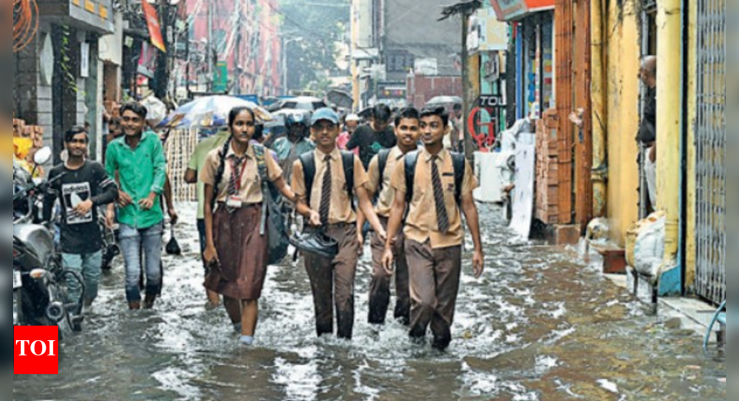 Kmc: Kmc Withdraws Mkt Garbage Fee With Rider | Kolkata News - Times of ...