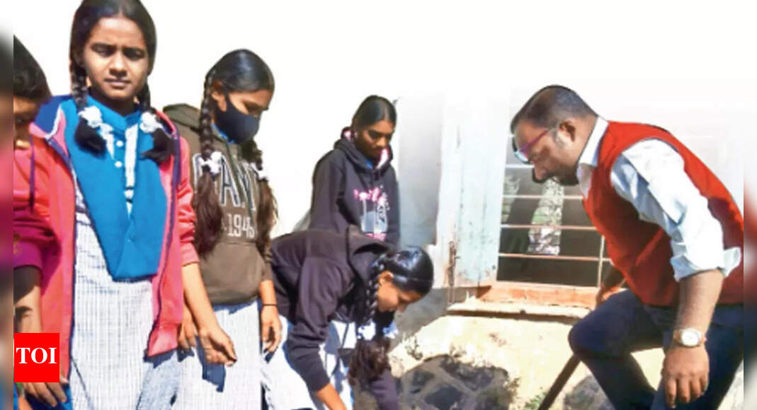 Teachers mould older students with no-screen day, a Preamble deep dive ...