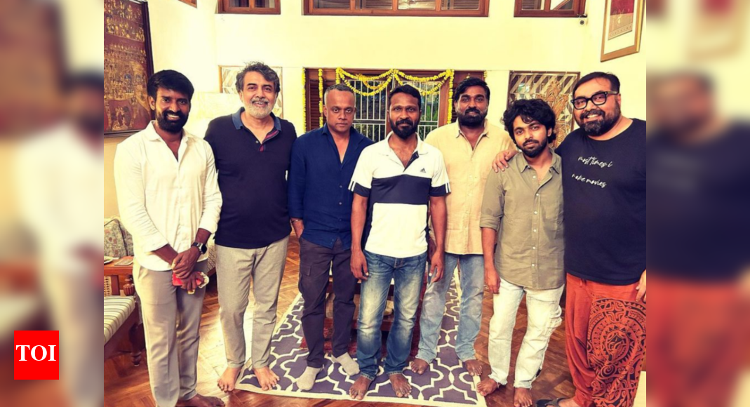 Anurag Kashyap meets the entire cast and crew of 'Viduthalai' | Tamil ...