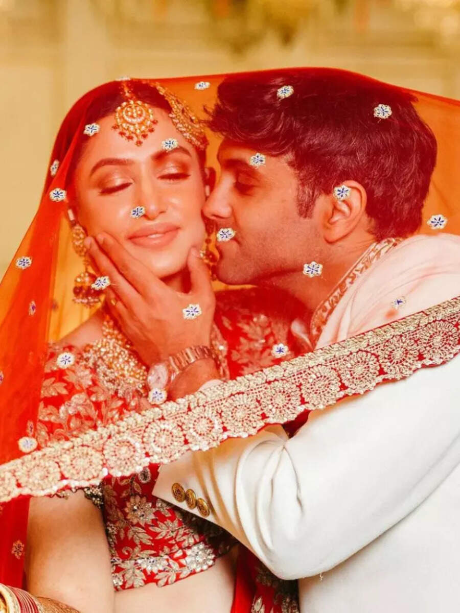 Stylish wedding pictures of Mira Rajput Kapoor's ex-boyfriend and 'Asur ...