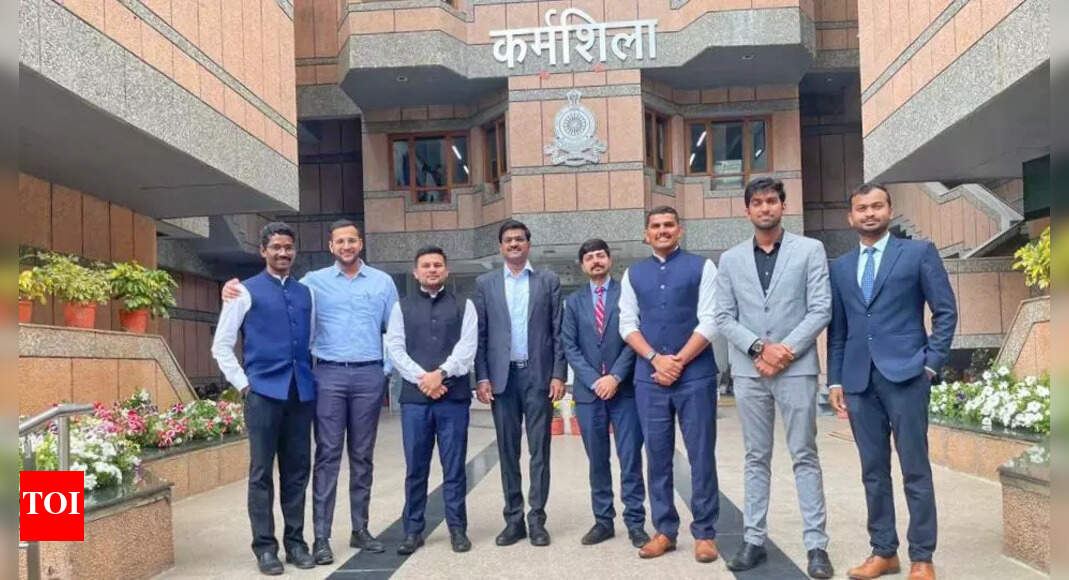 BMC Assistant Commissioner conducts session on 'Open Spaces' for IAS ...