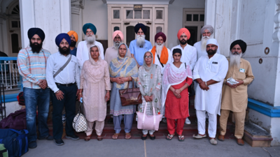 SGPC takes one family member of each of 8 detainees to Dibrugarh for ...