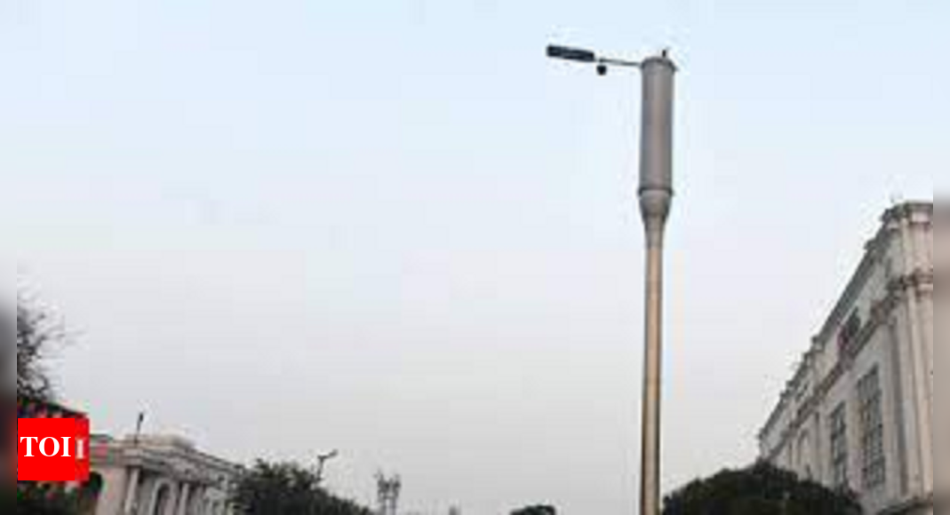 19 Chinese 'smart poles' on Ahmedabad's CG Road defunct since 2018 ...