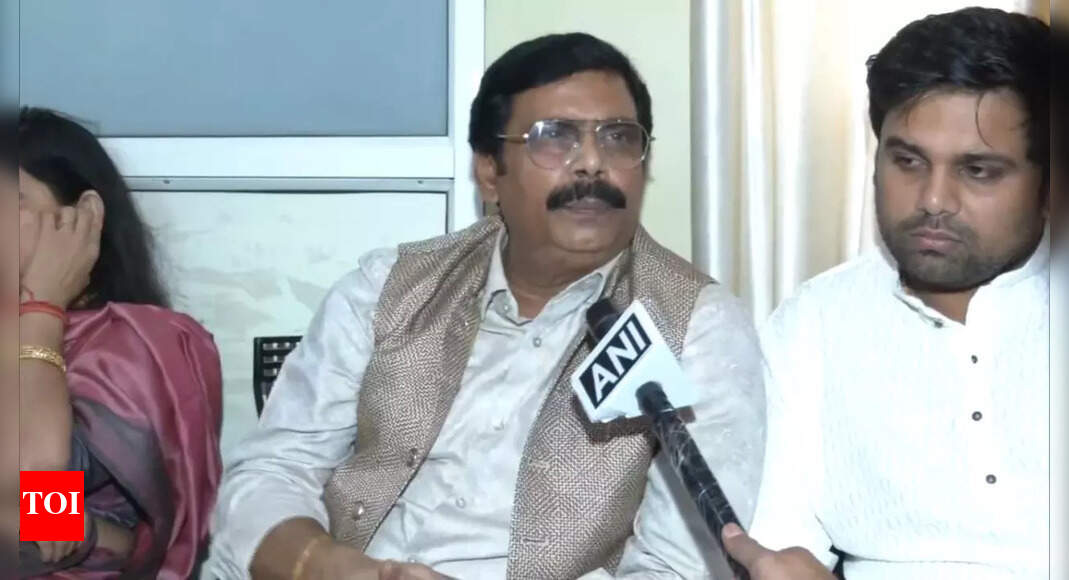 Anand Singh News: Don-turned-politician Anand Mohan Singh released from ... Anand Singh News: Don-turned-politician Anand Mohan Singh released from ...