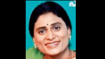 YS Sharmila Reddy jumps to Suneetha Reddy's defence | Visakhapatnam ...