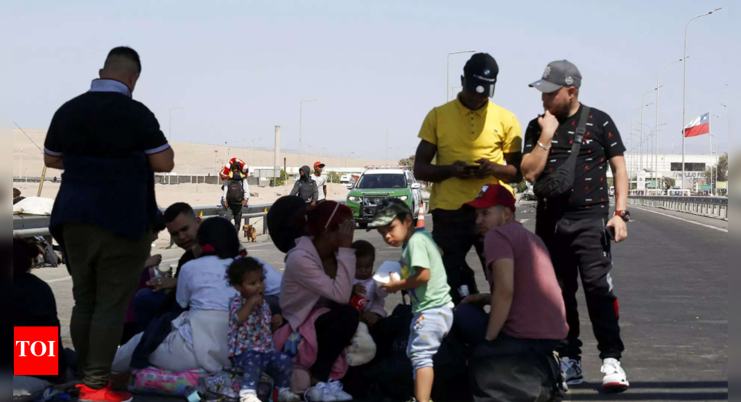 Peru deploys military to block undocumented migrants - Times of India