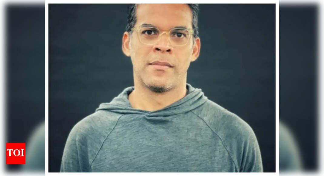 Vikramaditya Motwane was about to remove 'Madan Kumar Bh*****d' from ...