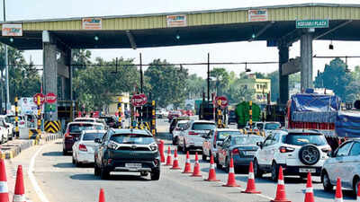 Highway of death: Makeover afoot to flatten rollercoaster | Hyderabad ...