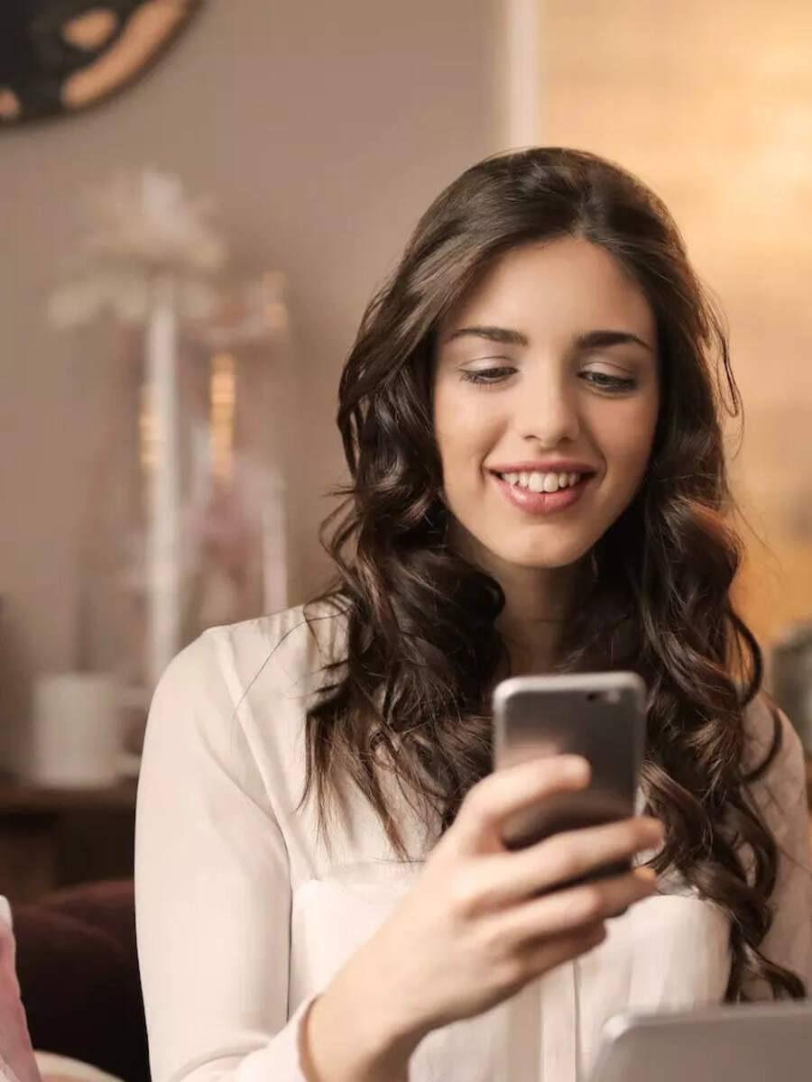 9 popular apps that offer paid features to users | Times of India