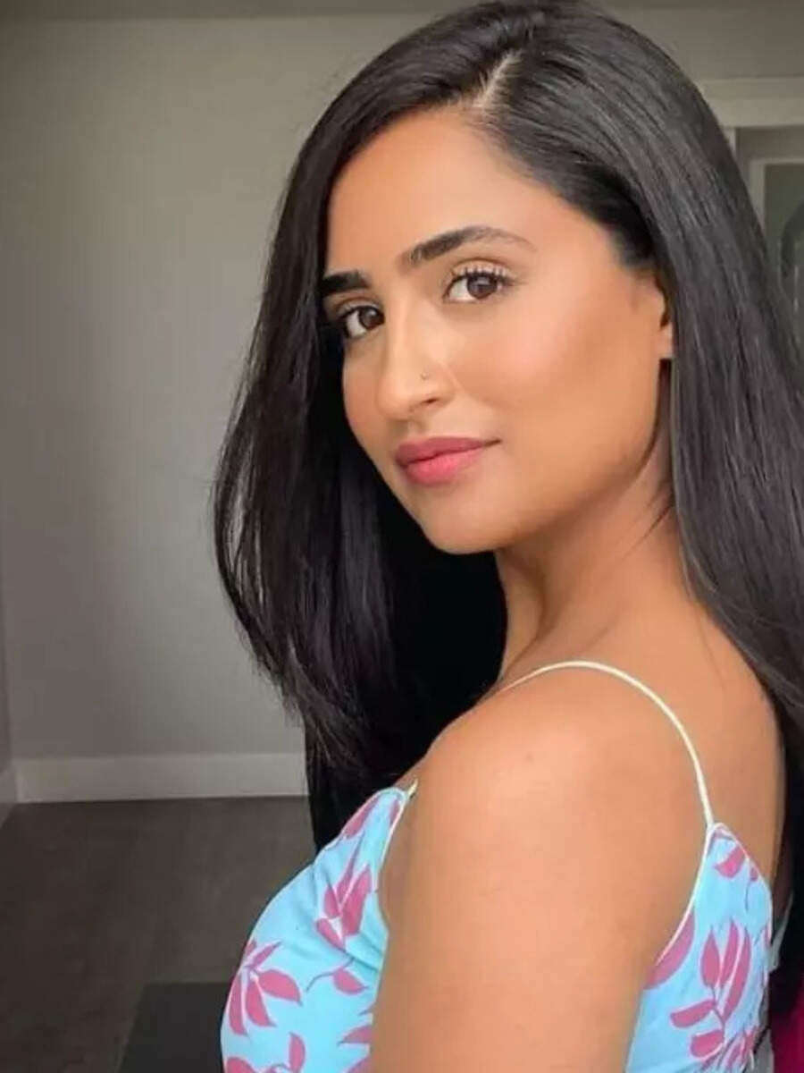 Canadian Actress Tanu Grewal Recalls Her Father's Death: Losing him was ...