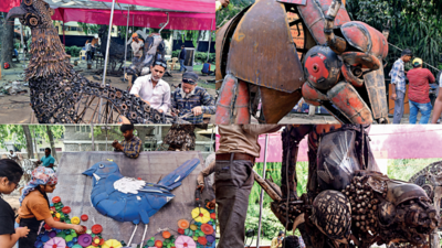 Nothing goes waste: artists busy infusing life into scrap | Delhi News ...