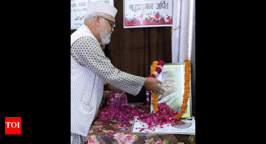 Memorial service for Nawab Jafar Mir Abdullah in Lucknow | Lucknow News ...
