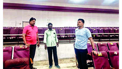 Trichy Corpn Moots Dpr For Renovating Thevar Hall | Trichy News - Times ...