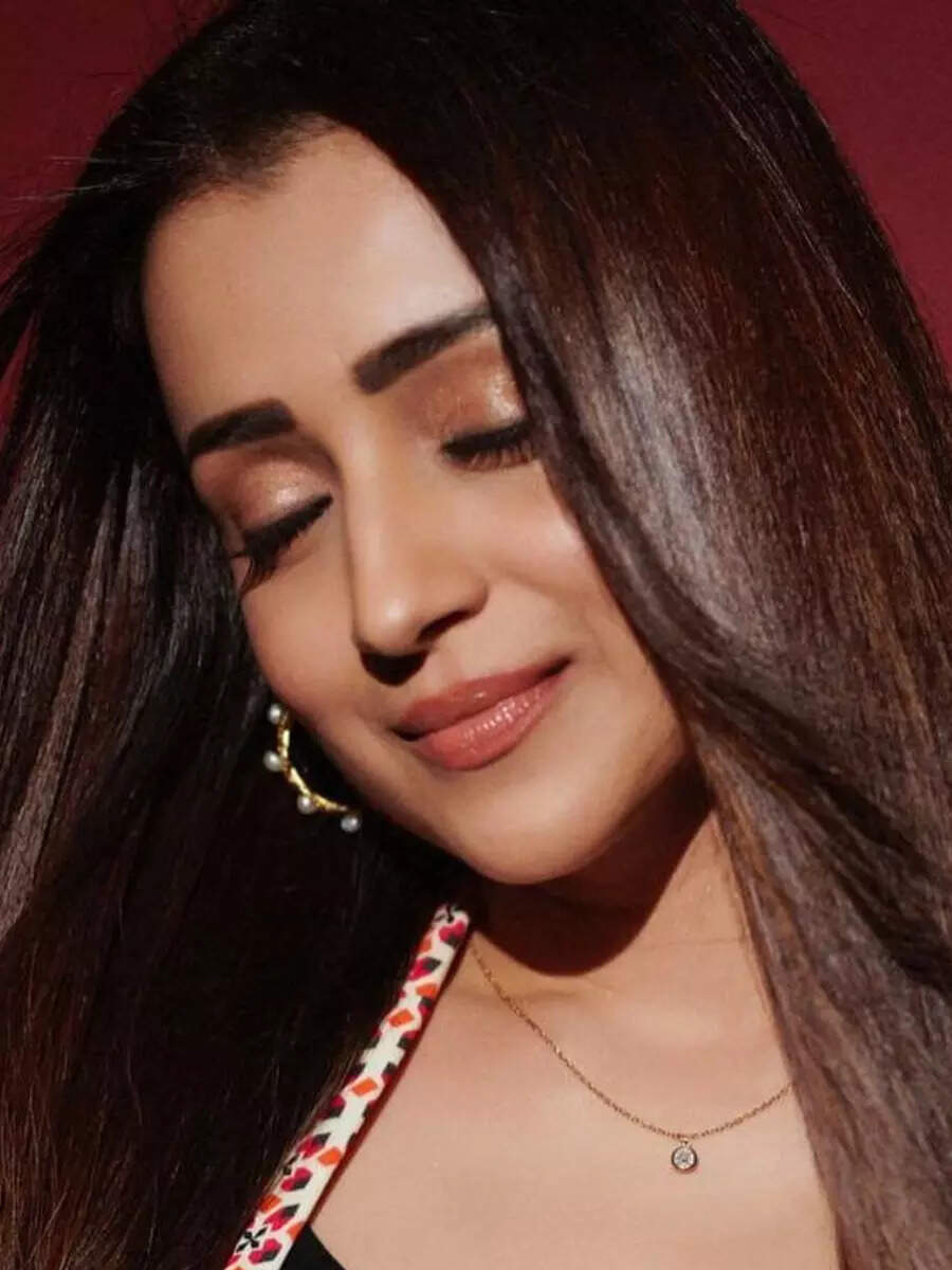 Trisha Krishnan’s latest airport looks | Times of India