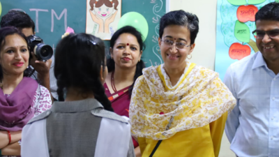 Mega parent-teacher meeting held in Delhi govt, MCD schools | Delhi ...