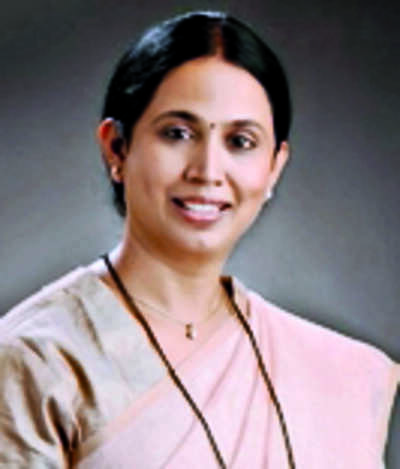 Bjp Planning It Raids On 50+ Legislators Of Congress, Jd(s) Parties, Alleges Laxmi Hebbalkar ...