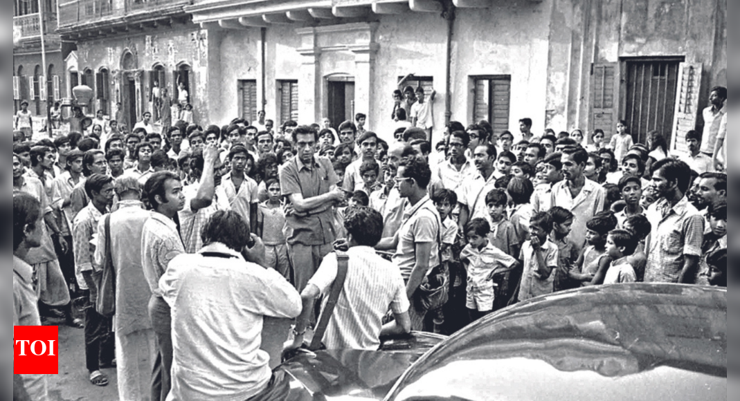 50 Years After Shooting Of Sonar Kella, ‘mukul-er Para’ Copes With ...