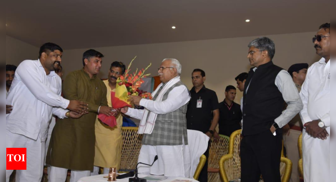 Haryana CM Manohar Lal Khattar announces relief for BPL ration card ...