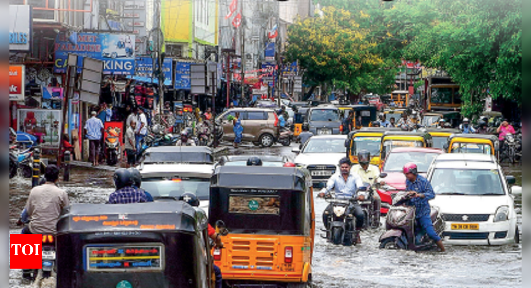 Chennai Rains: Pouring summer rain takes Chennai by surprise | Chennai ...