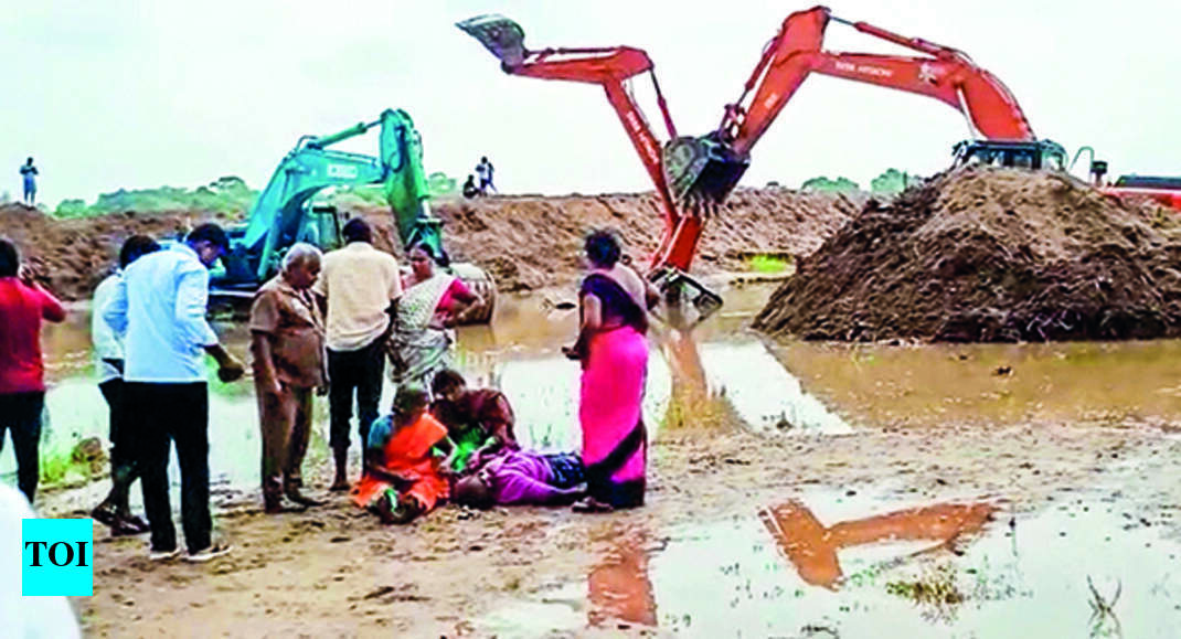 Earthmover Operator, 35, Drowns In Freak Accident | Trichy News - Times ...