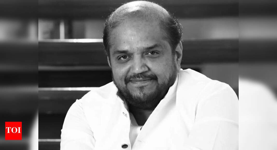 Super Singer 9 judge and music director Vidyasagar instantly composes a ...