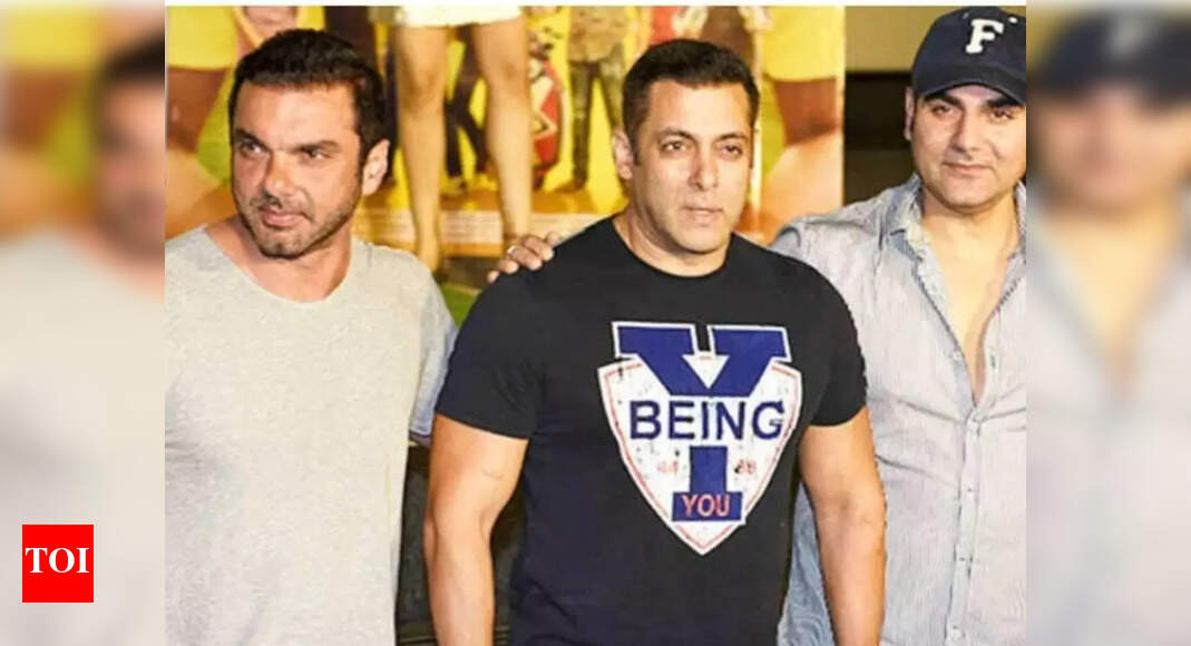 Salman Khan takes a jibe at Arbaaz Khan and Sohail Khan's failed marriages, here's what he said ...