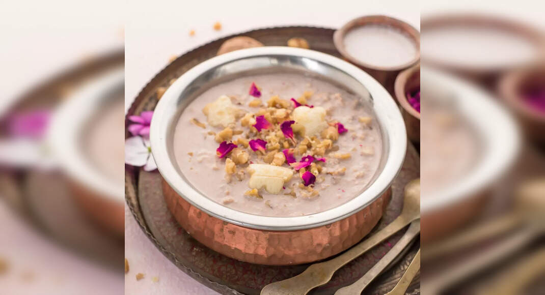 Walnut and Banana Kheer Recipe: How to Make Walnut and Banana Kheer ...