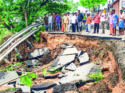 Heavy Rain Damages Causeway In Madukkarai, Disrupts Traffic ...